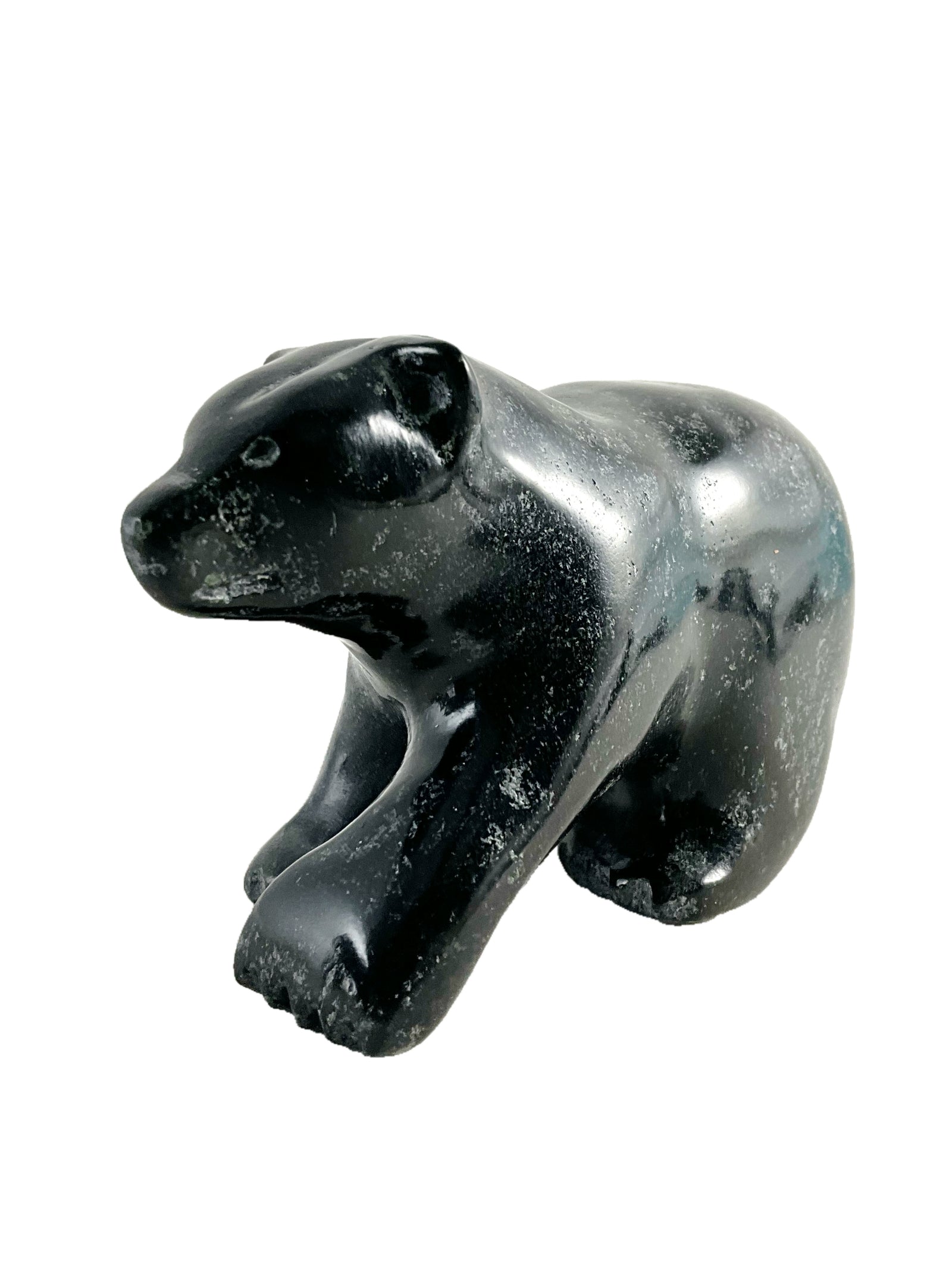 inuit art bears carved by Inuit artists with igloo tag of authenticity ...